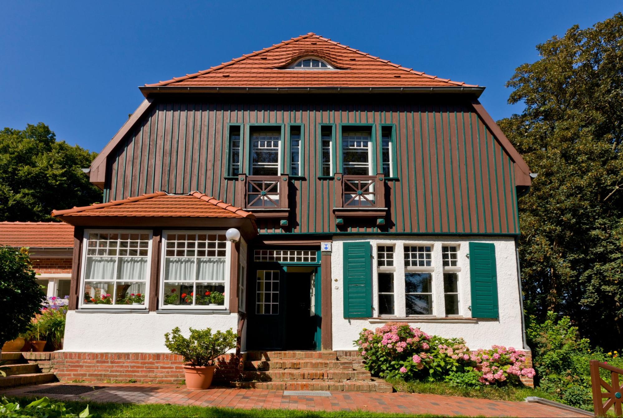 Remodel a Barn Into a House in NY: Costs, Permits & How to Save